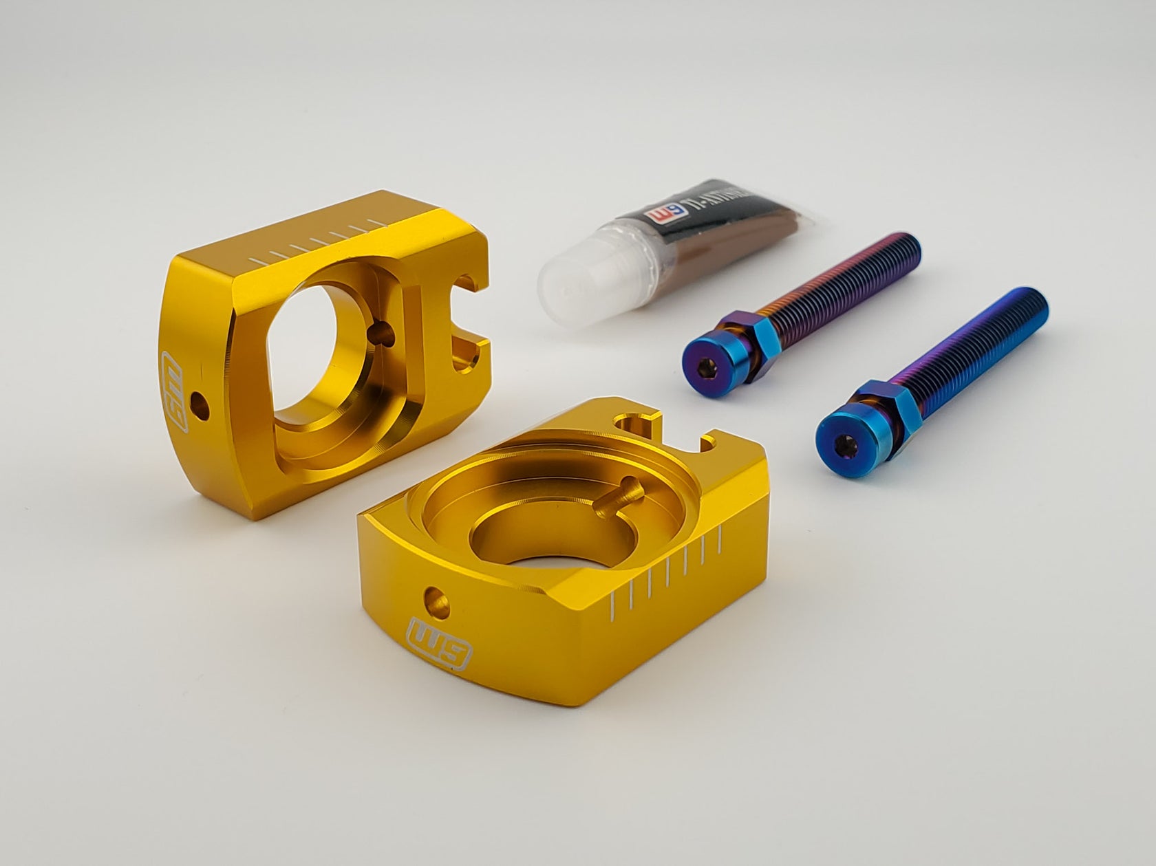 Ultra Bee Axle Block – Warp9Racing