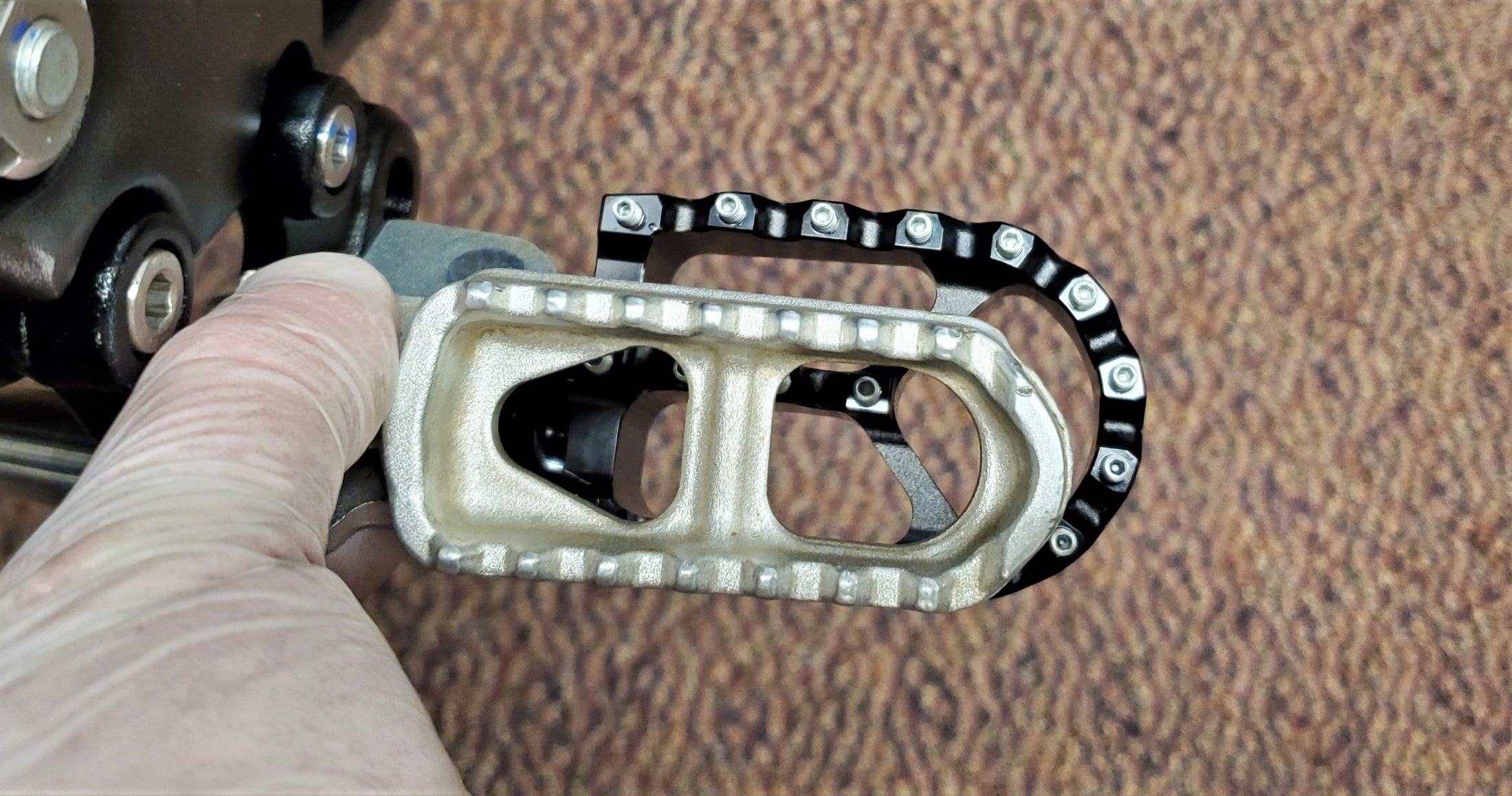 Surron Foot Pegs – Warp9Racing