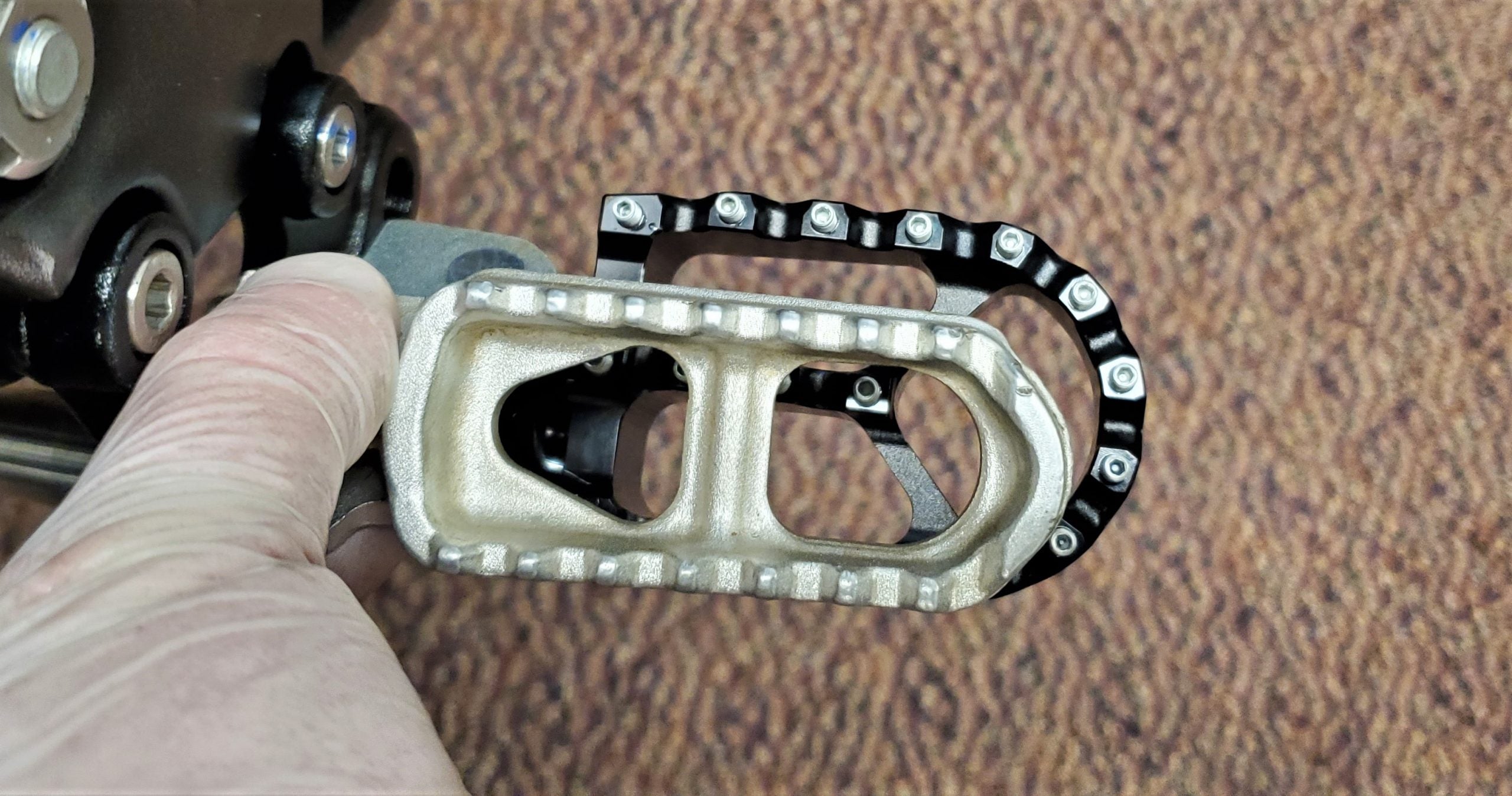 Surron Foot Pegs – Warp9Racing